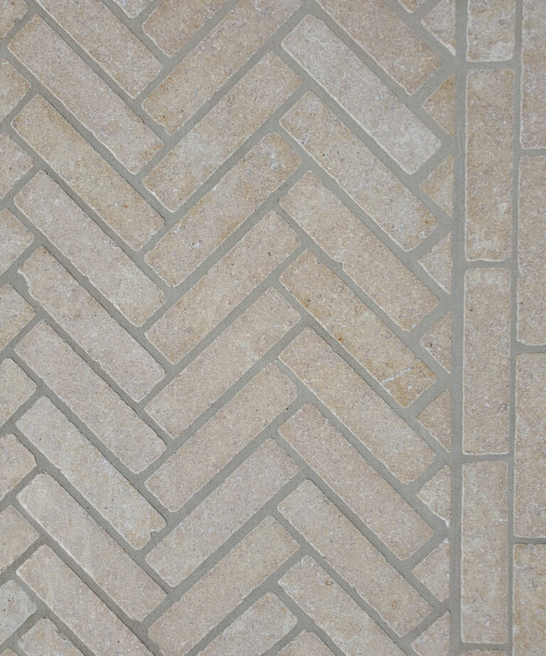 Lymington Beige Pavers | Forest Stone