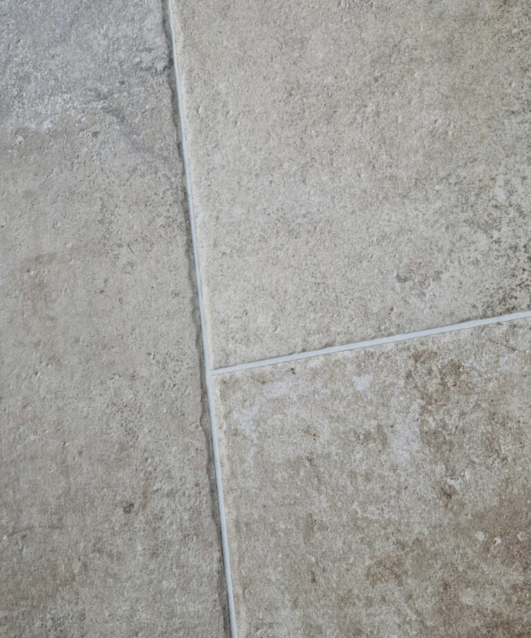 Hordle Old Beige Porcelain Paving | Forest Stone