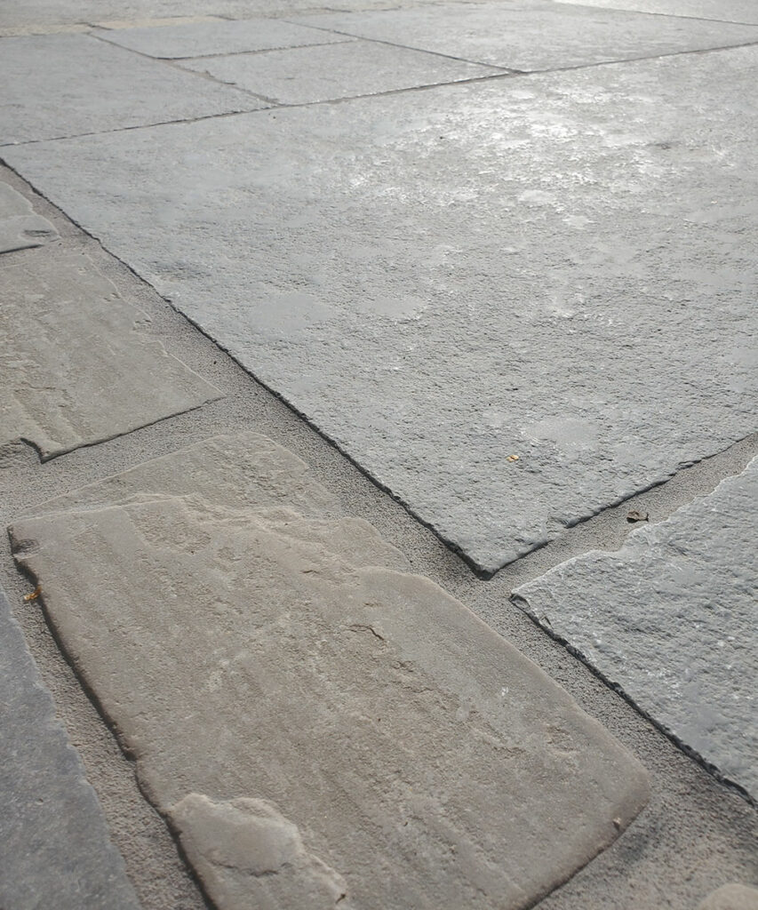 Knightwood Grey Tumbled Sandstone Setts | Forest Stone
