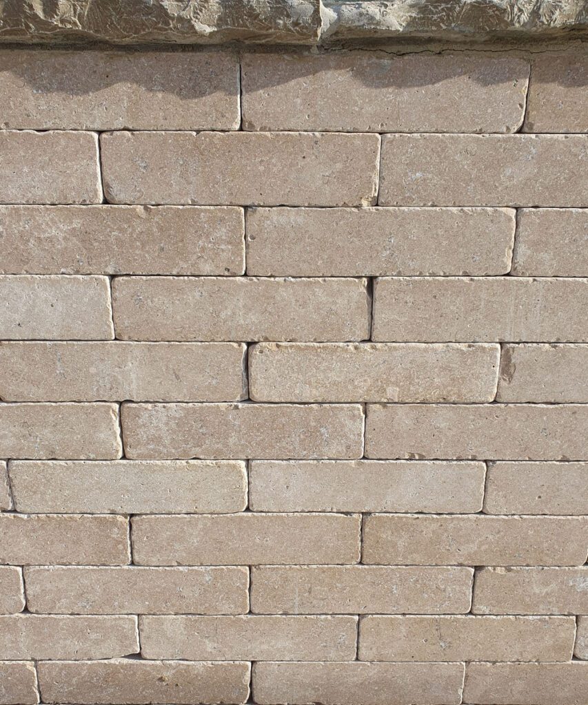 Lymington Beige Wall Pavers | Forest Stone