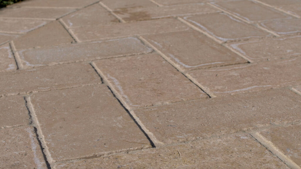 Edging a Porcelain Patio With Egyptian Limestone Edging Setts | Forest ...